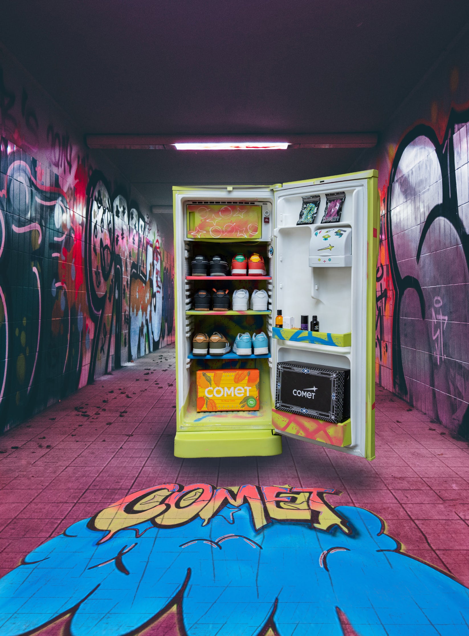 Sneaker Fridge – Comet