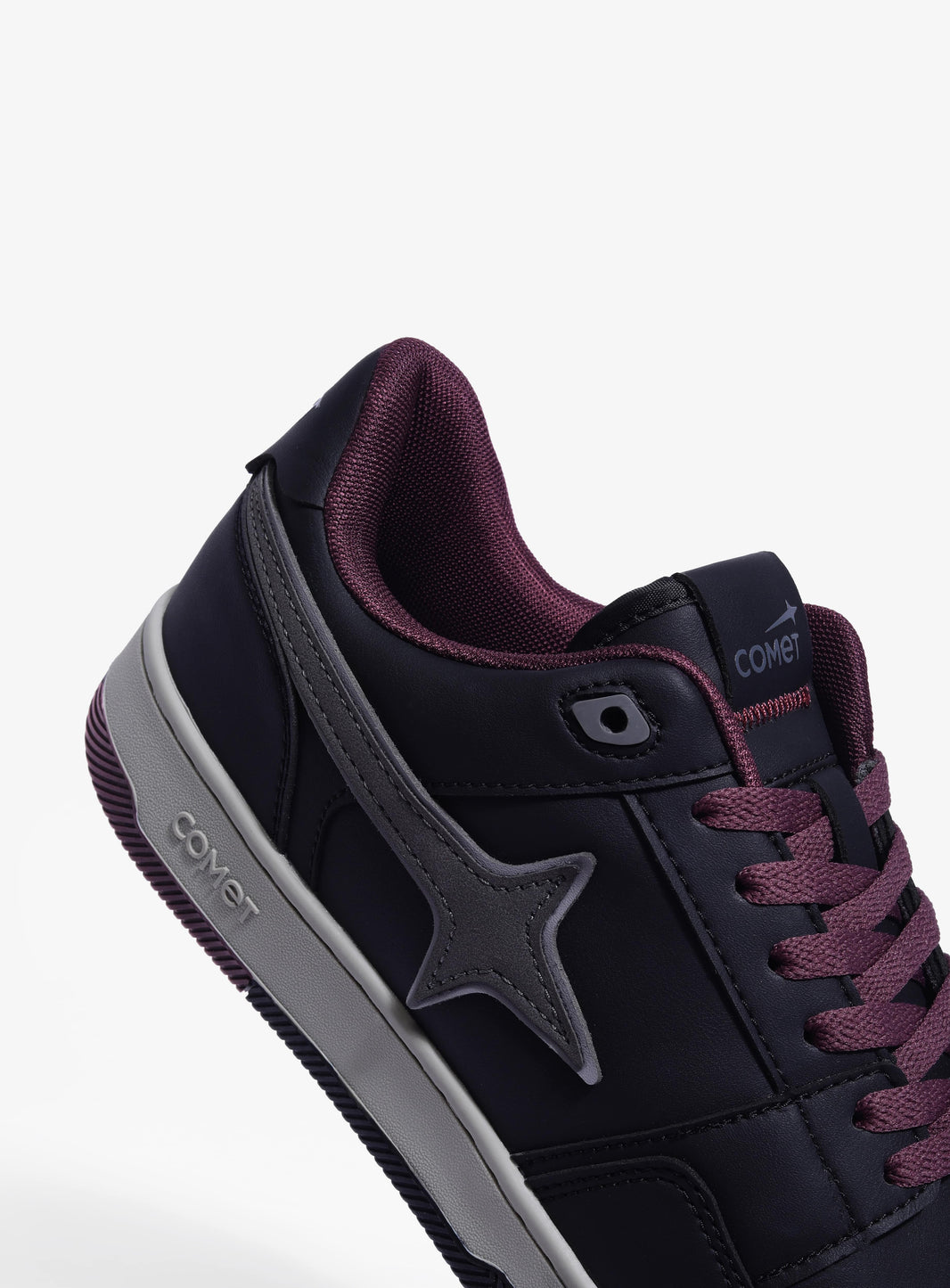 Comet Sneakers