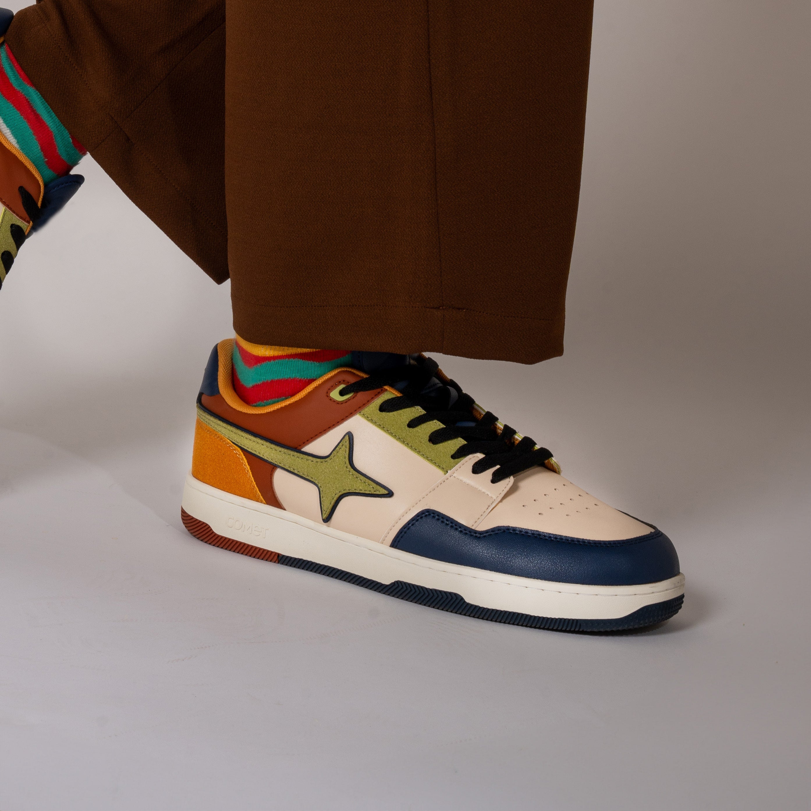 Comet- X Lows Pinecone