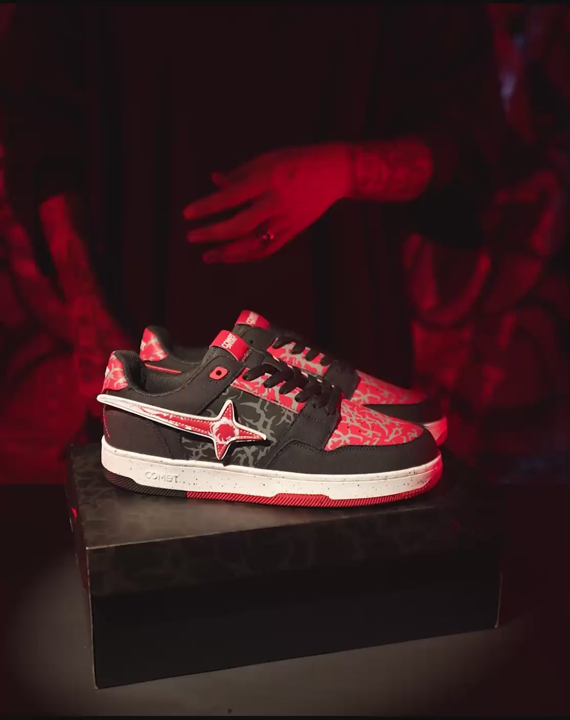 COMET x SANTANU – Comet