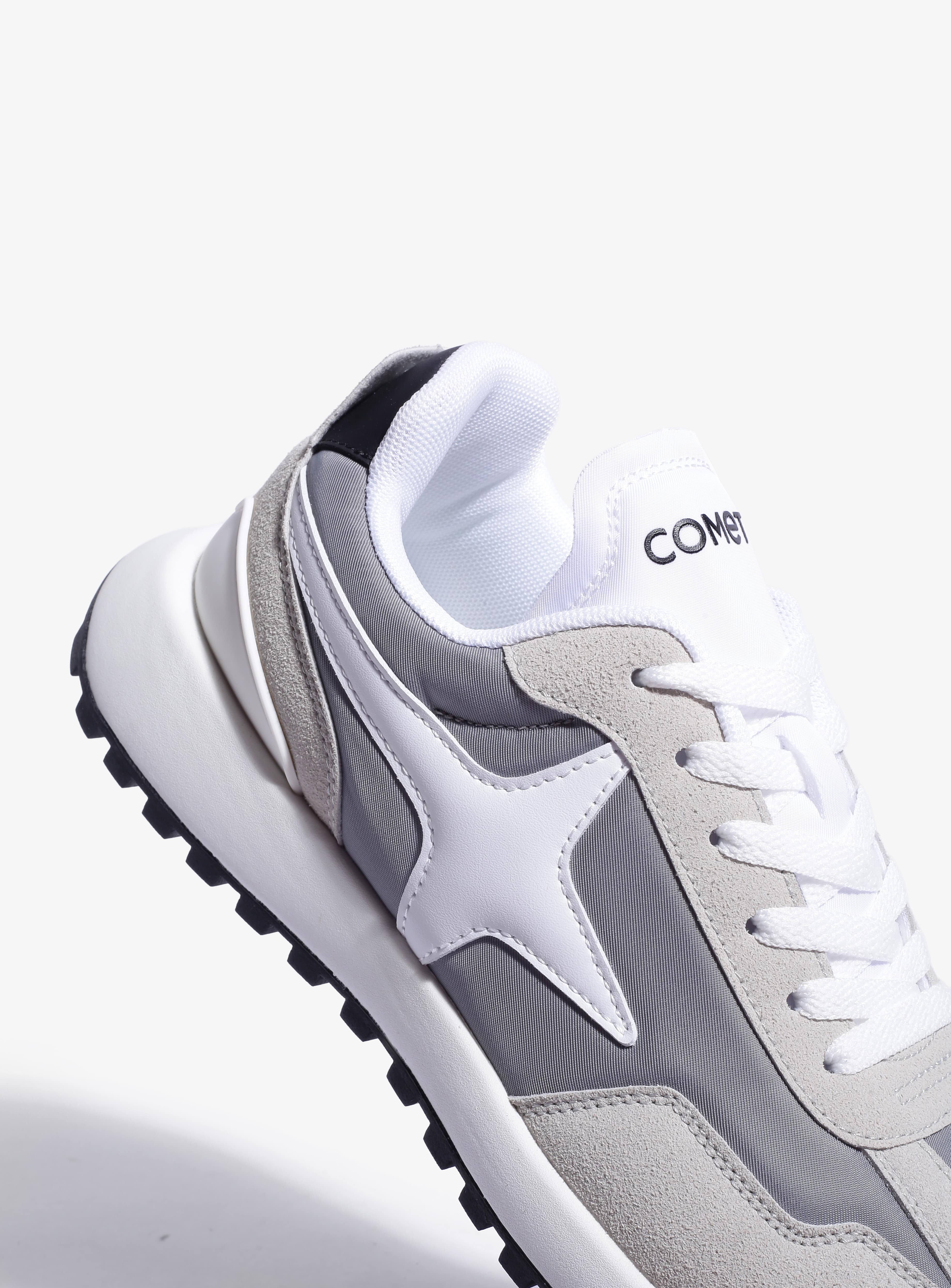 Sneakers – Comet